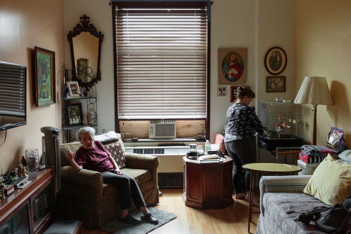 The Last Residents of the Hotel Bossert in Brooklyn