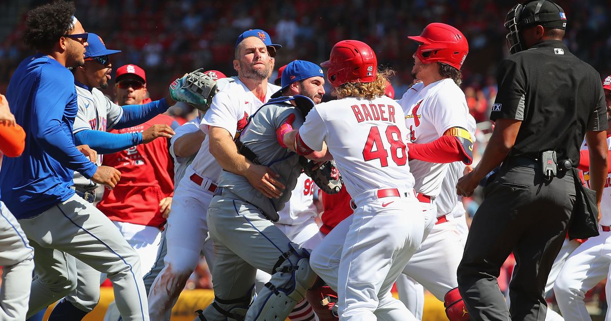 Baseball’s Unwritten Rules Are Just Excuses for Being a Dolt