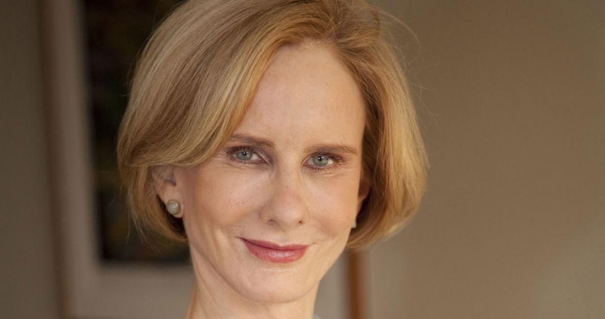 Jane Moss Elisabeth Moss | The Veil, West Wing, Movies, TV Shows,