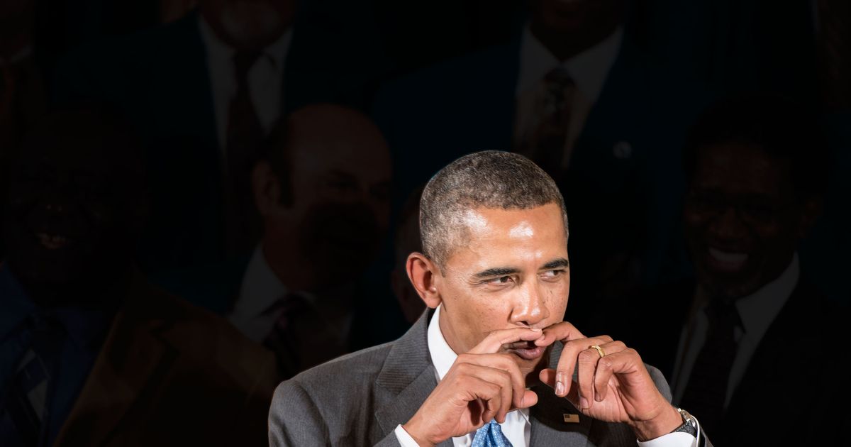Photo Quiz: What the Hell Is President Obama Doing?