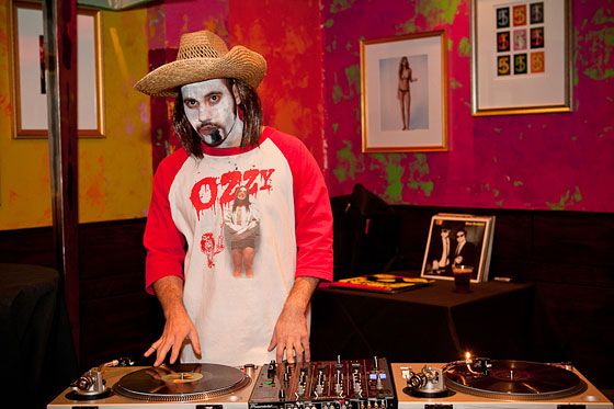 Chefs in Costume! Our Slideshow of the Masquerade del Mercado