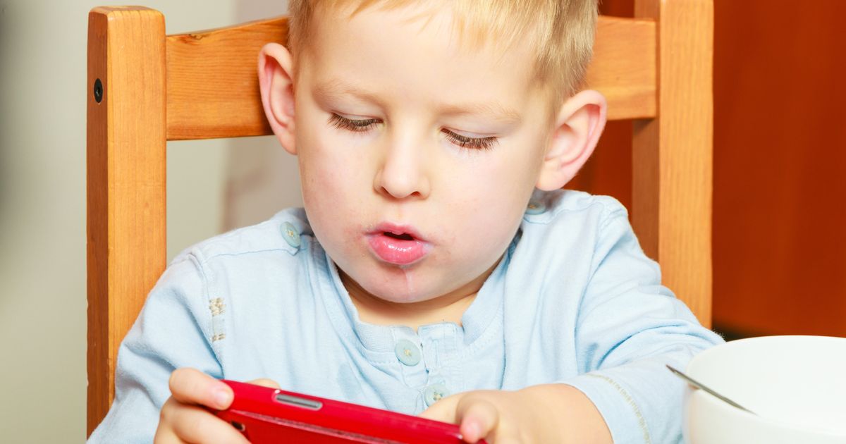 The Latest Phase in Infant Development Is the Selfie Stage