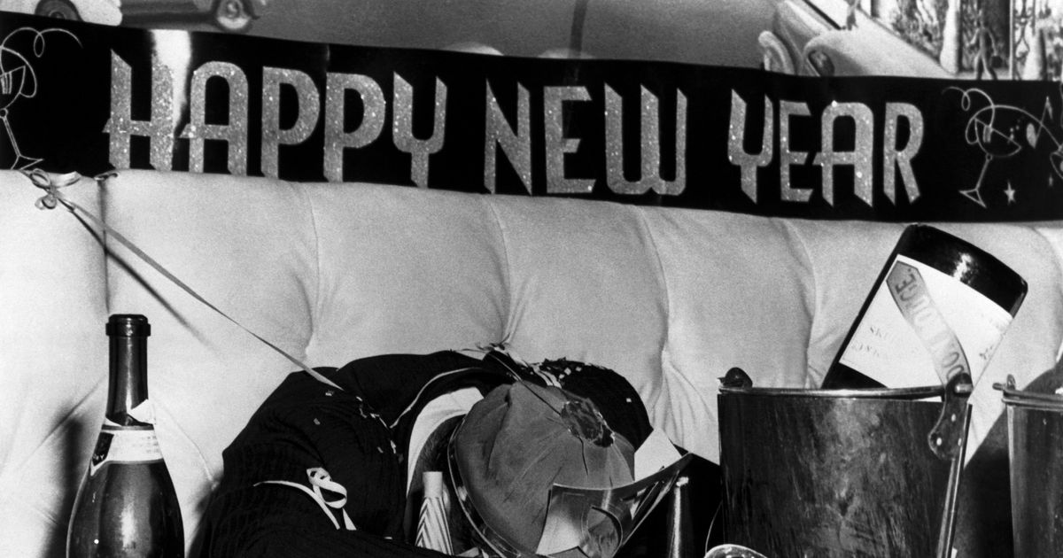 Sloshed: The Pro-Am Guide to New Year’s Eve Drinking