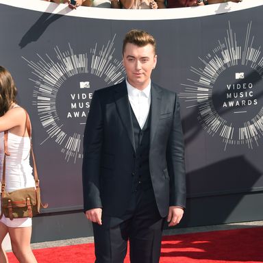 All the Looks From the VMAs Red Carpet