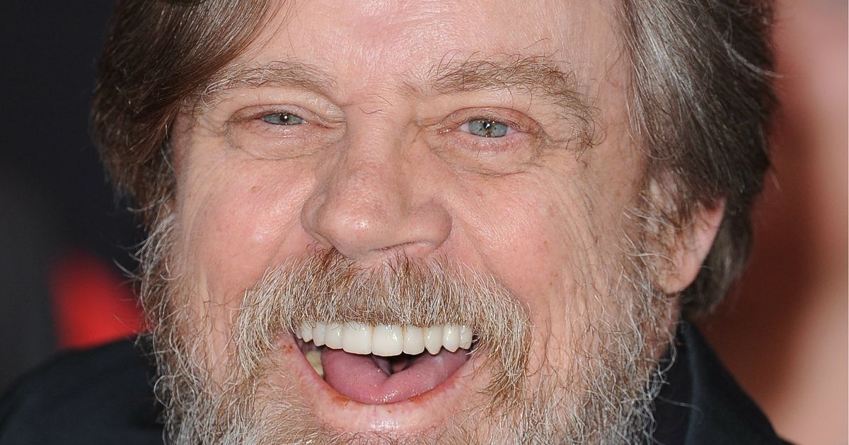 Mark Hamill Recorded a Trump Tweet As the Joker, Striking Fear Into the ...