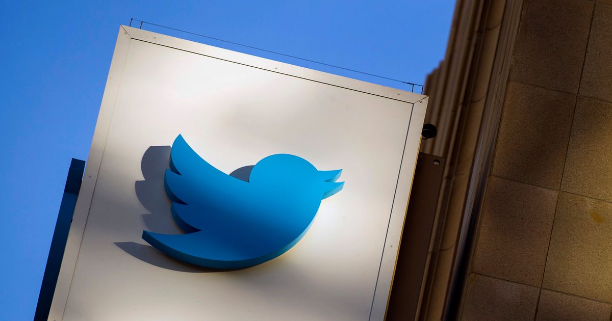 Twitter Bars U S Intelligence Agencies From Using Data Mining Service
