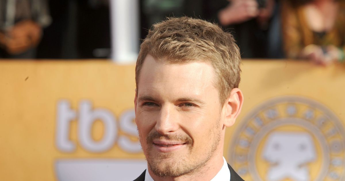 Josh Pence Joins Aaron Sorkin Pilot