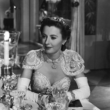 30 Fantastic Movie Costumes by the Legendary Edith Head