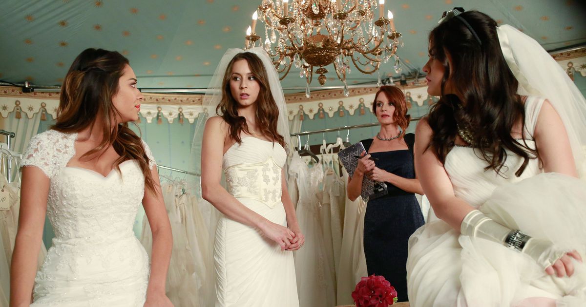 Pretty Little Liars Recap: Feel It in My Fingers