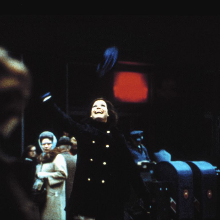 Photos: Mary Tyler Moore's Fashion Through the Years