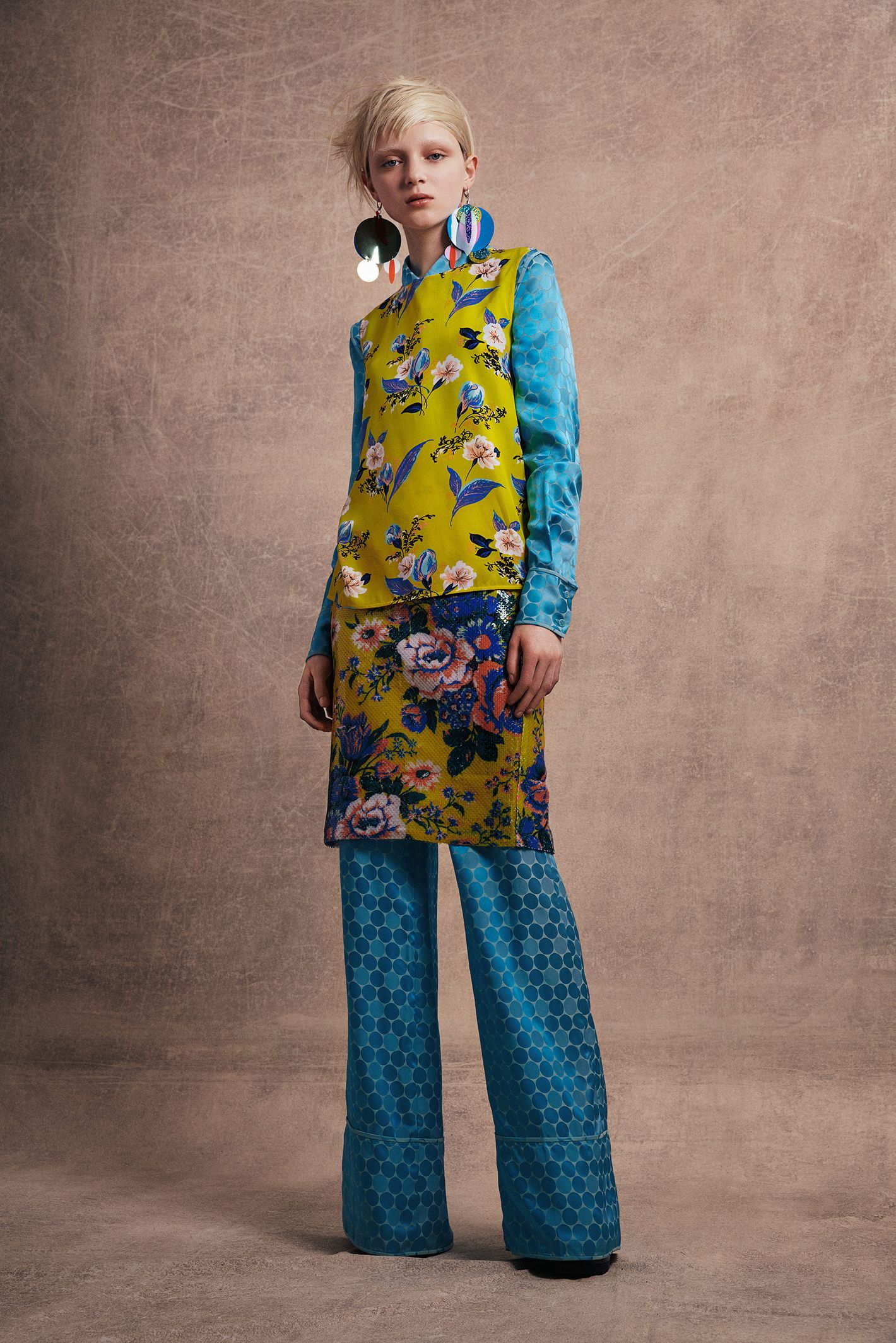 Take a Surreal Trip in Pre-Fall 2017 Most Interesting Looks