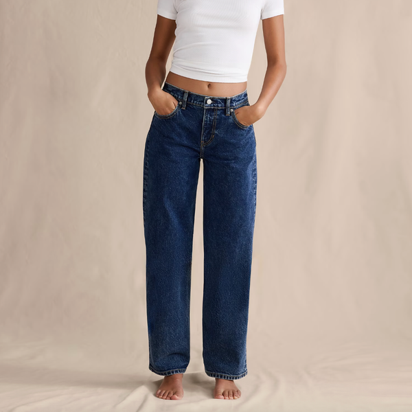 Banana Republic’s Wide-Leg Jeans Are Under $80 Right Now | The Strategist