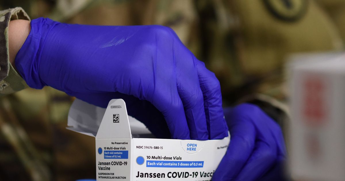 CDC Recommends 7- to 10-Day Pause on Johnson & Johnson Shot