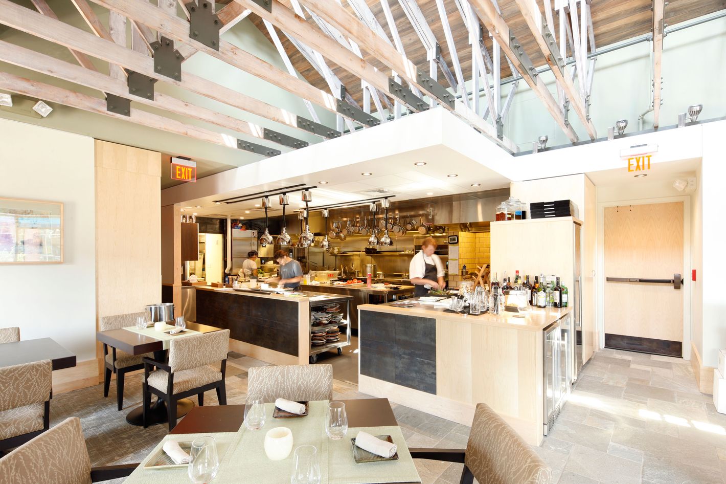 A New Restaurant Offers a Michelin-Caliber Experience in Suburban New ...