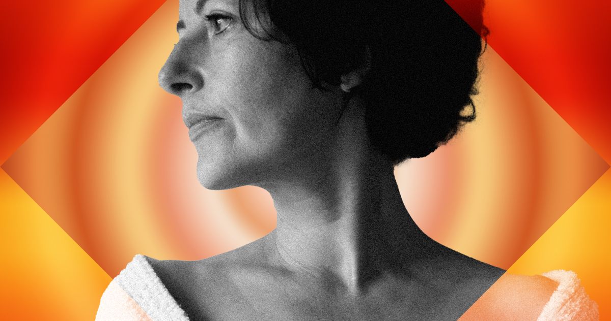 One Dermatologist’s Fix for an Aging Décolletage