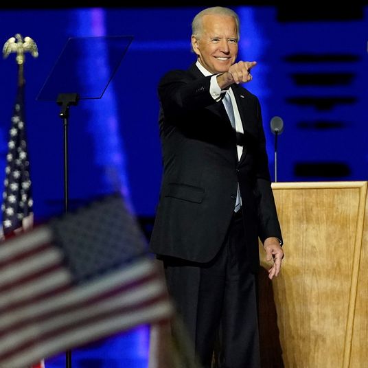 9 Times Joe Biden Creepily Whispered in Women’s Ears