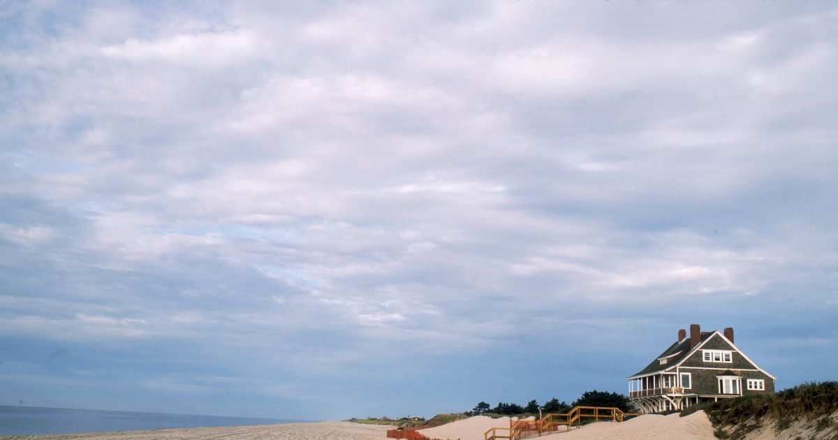 New York Times Reporter Jim Rutenberg on His Summer in the Hamptons: I ...