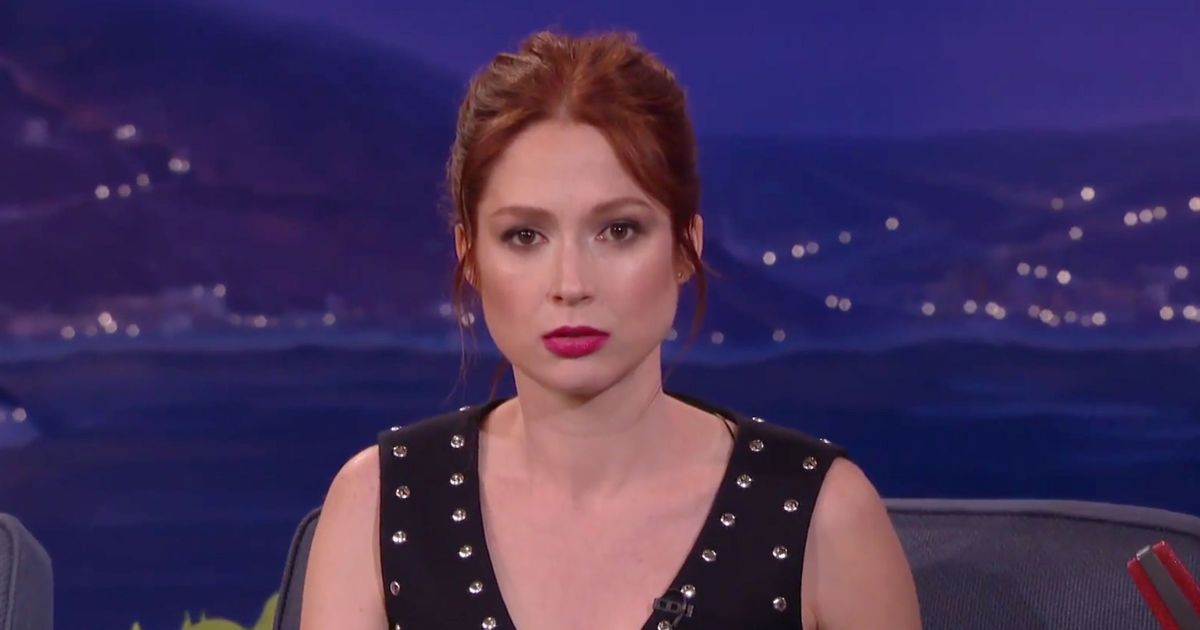 Ellie Kemper and Conan Compare Resting Bitchfaces