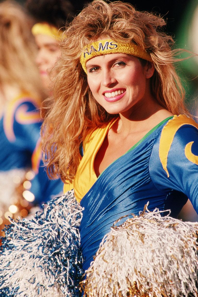 48 Vintage Cheerleading Photos in Honor of Super Bowl XLVIII