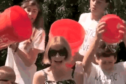 And Now, a GIF of Anna Wintour’s Ice Bucket Challenge