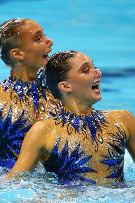 All the Sparkle and Campy Glamour of Synchronized Swimming Costumes at ...