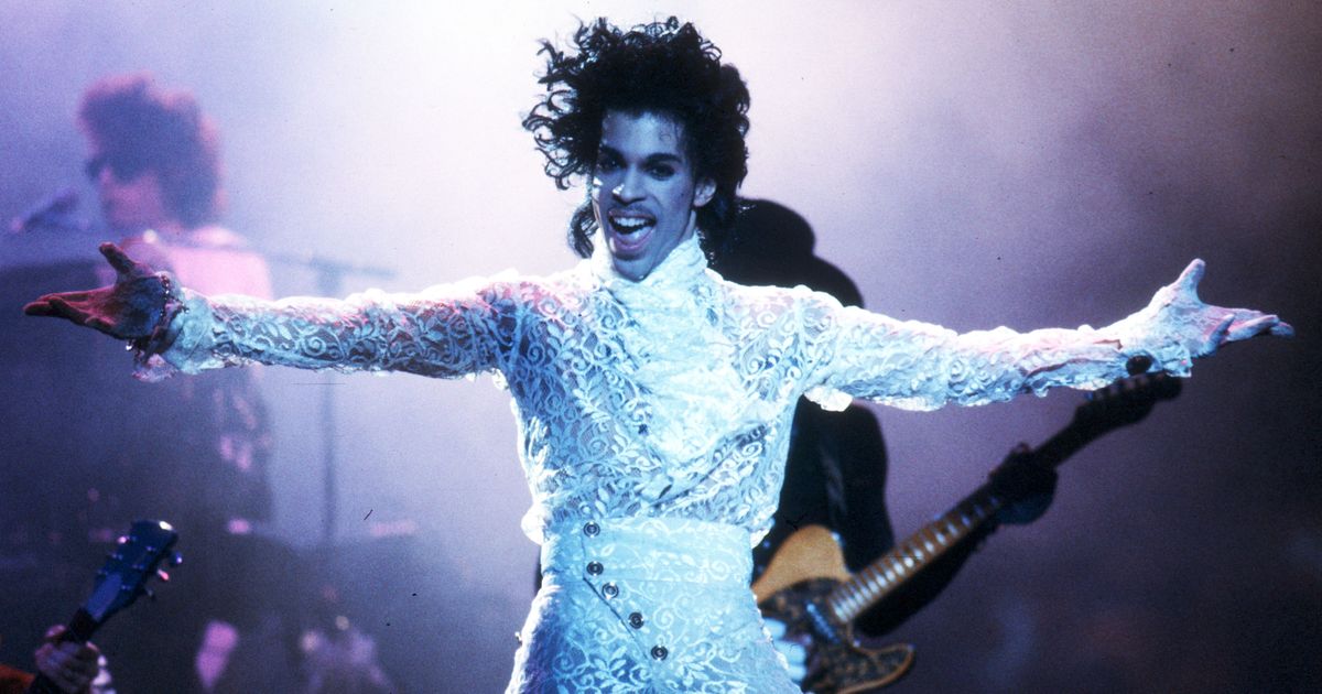 4 Decades of Prince Looking Incredible
