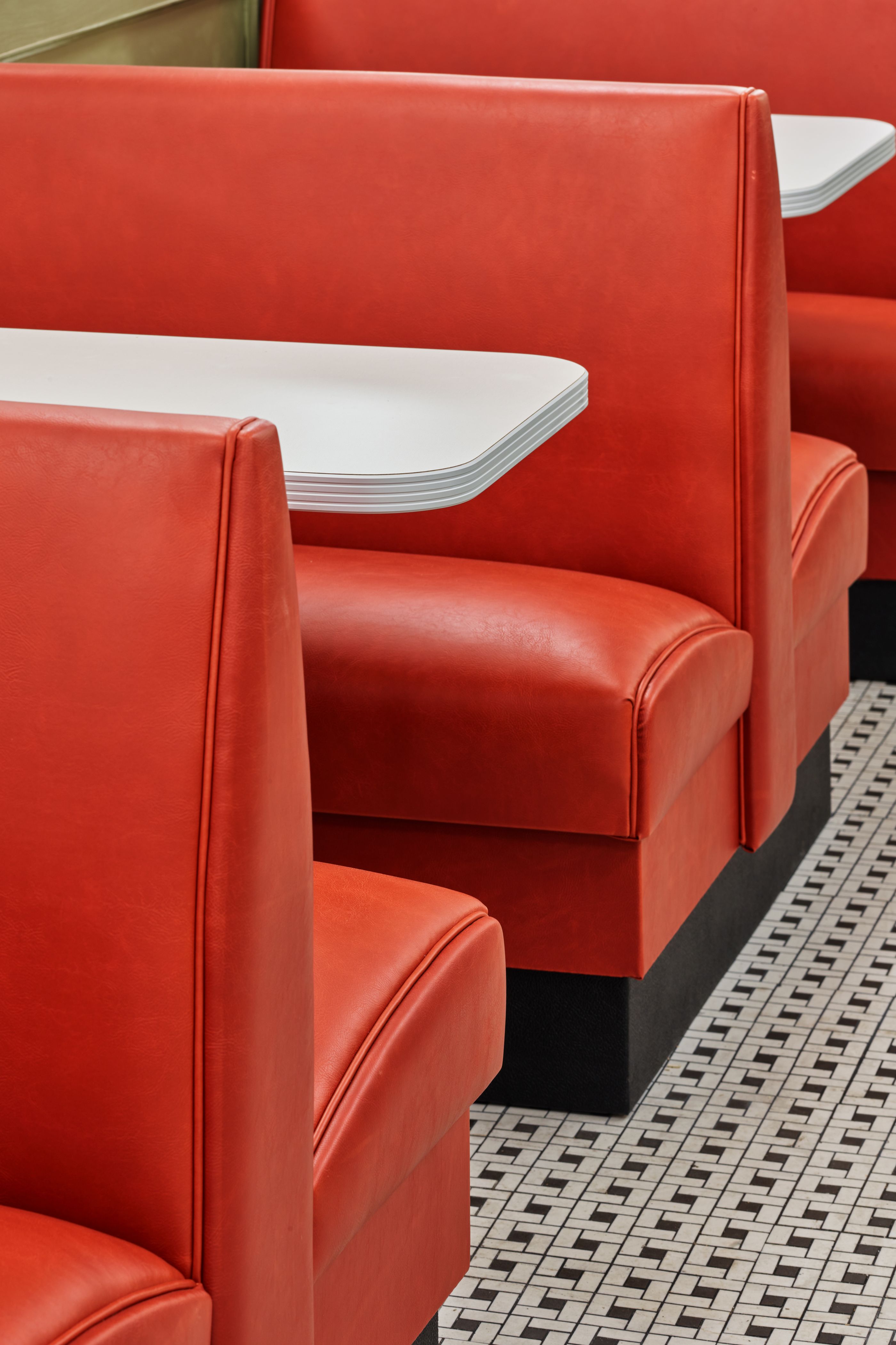 Brooklyn Heights Diner Reopens as Montague Diner