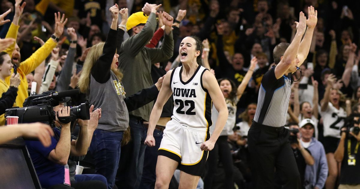 Caitlin Clark Breaks NCAA Women’s Basketball Scoring Record