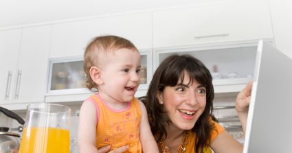 Guess Where ‘Elimination Communication,’ a.k.a. Babies Without Diapers ...