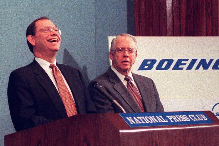 Peter Robison on His New Book About Boeing’s Deadly 737 Max