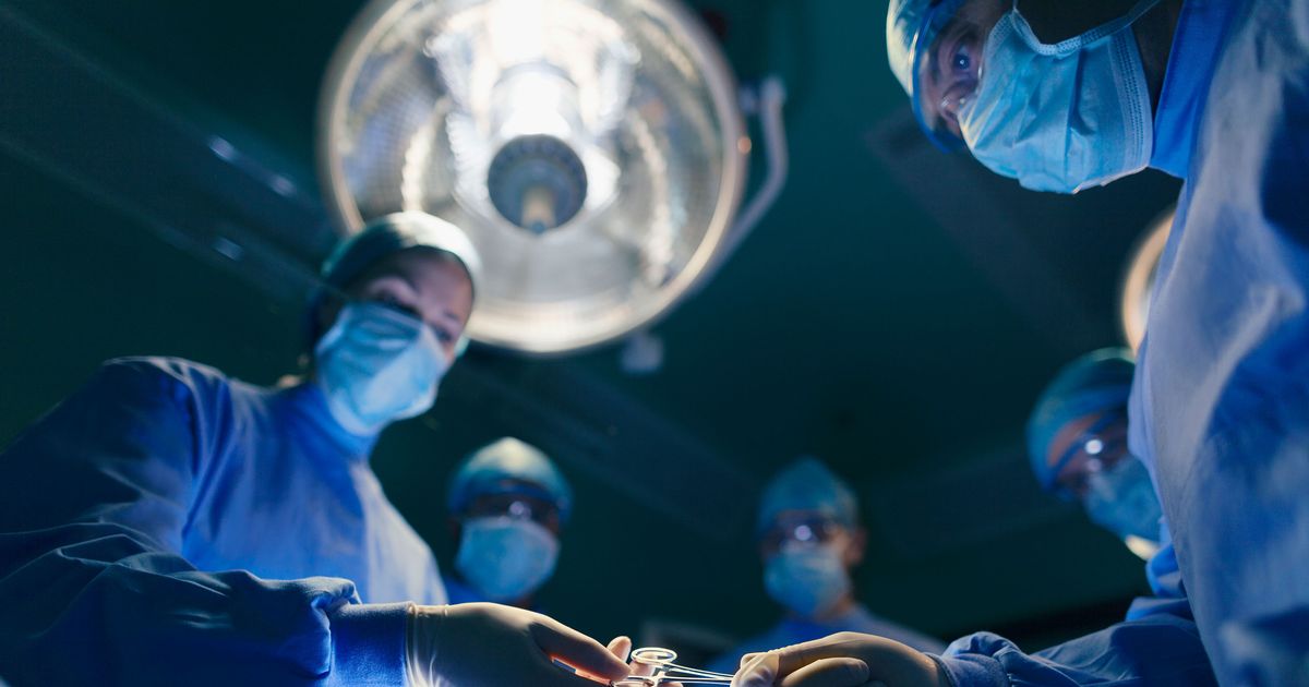 Study Says Doctors Shouldn’t Use Instagram During Surgery