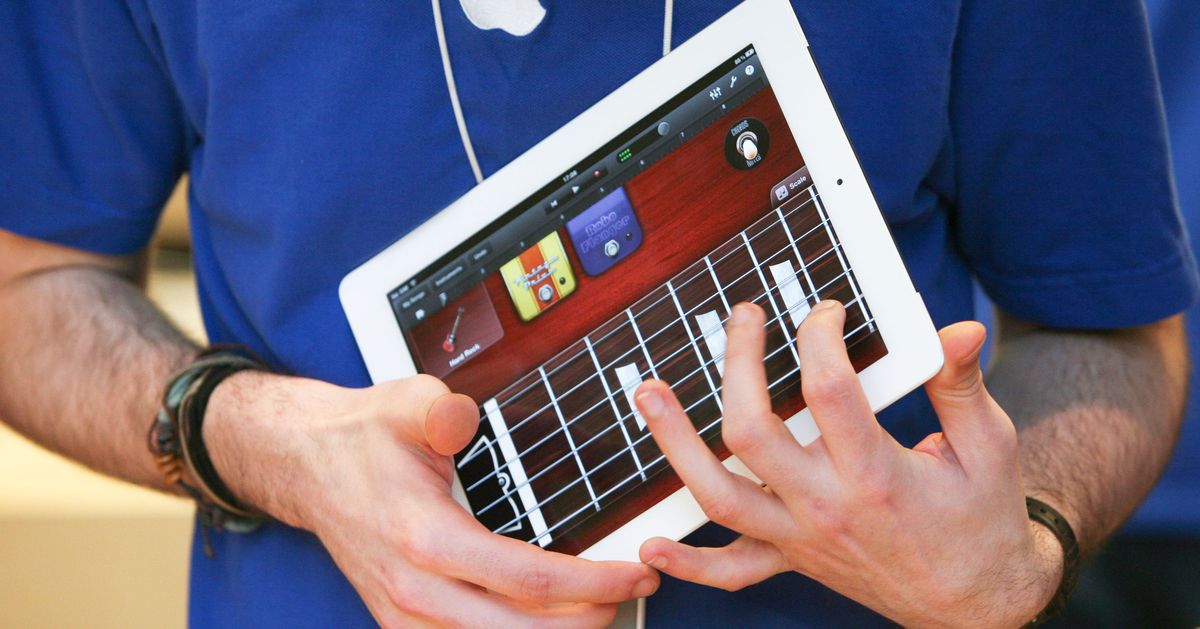 Here’s How You Can Easily Make Music on Your Phone