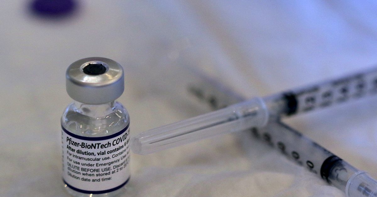 All Adults Now Eligible for COVID Booster Shots: FDA, CDC