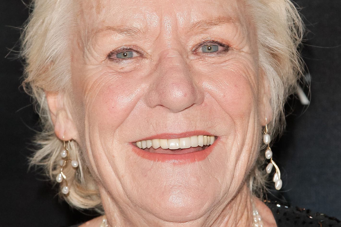 Barbara Tarbuck In Curly Sue Curly Sue (1991) Full Cast & Crew