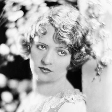 Flappers With Sad Eyes: 20 Exquisite Sorrows