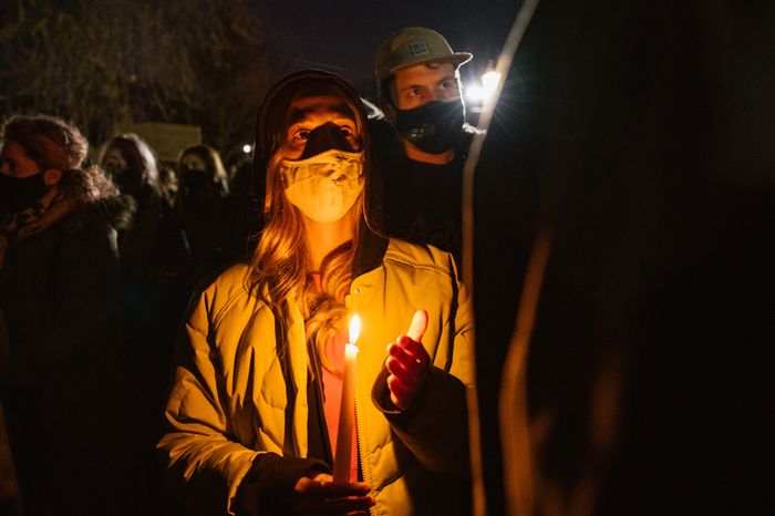 Police Violently Broke Up a Vigil for Sarah Everard: PHOTOS