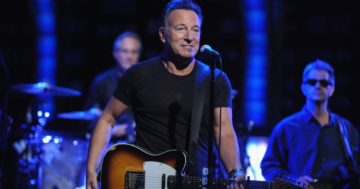 How Bruce Springsteen Played Jon Stewart Off The Daily Show
