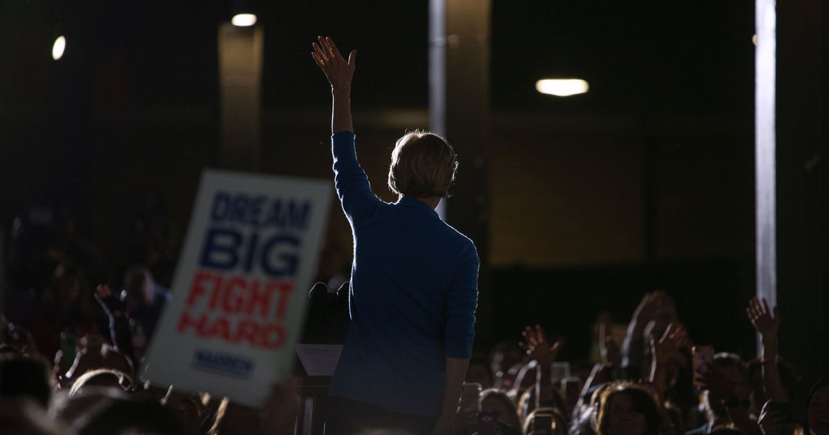 Inside The Race to Win Over Elizabeth Warren