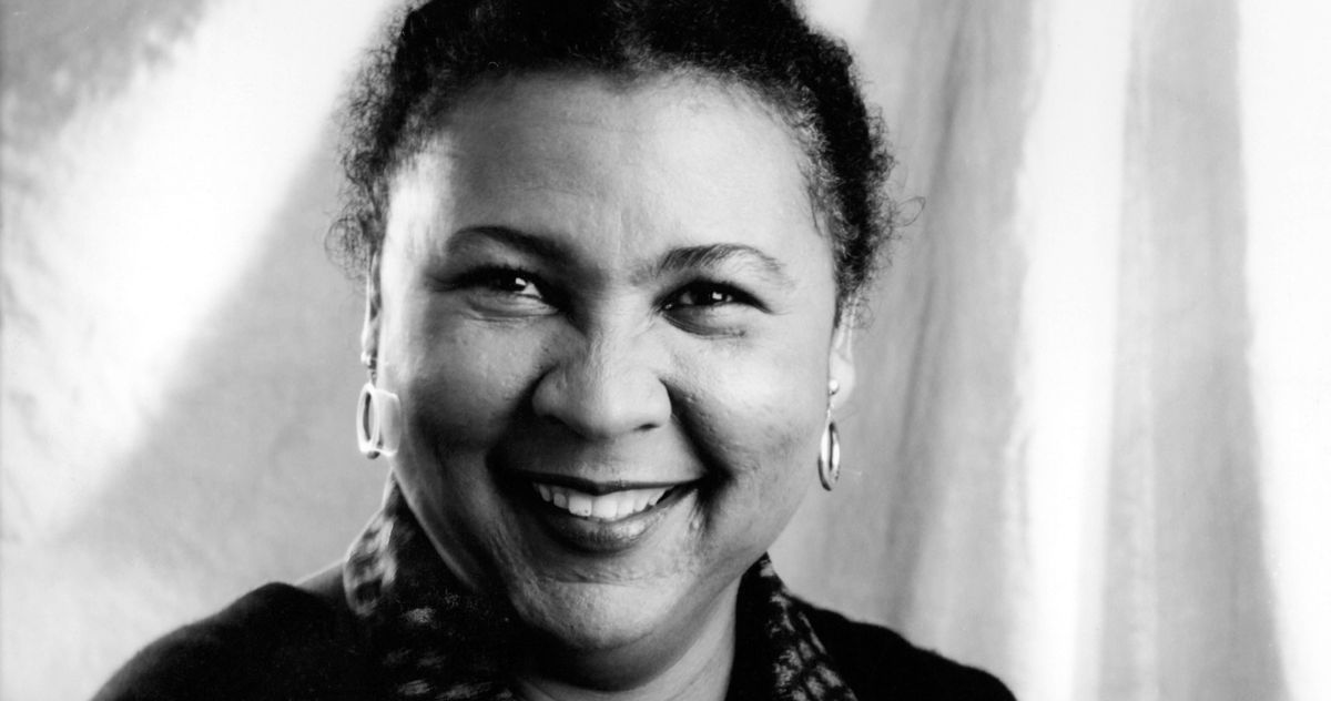 Groundbreaking Feminist Theorist bell hooks Has Died