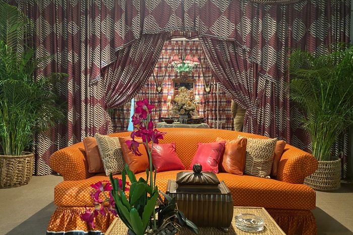 How Halston Re-creates the Disco-Era Glamour of New York