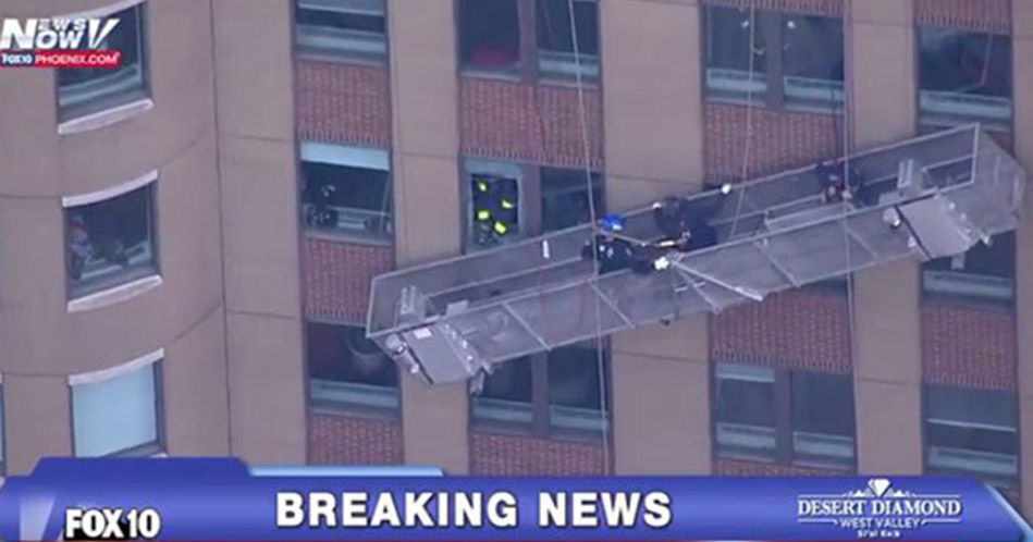 Two Window Washers Rescued From Hanging Scaffolding in Lower Manhattan
