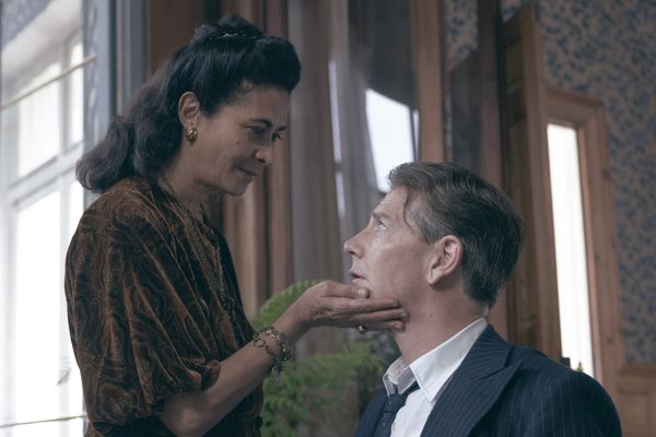 The New Look — TV Episode Recaps & News