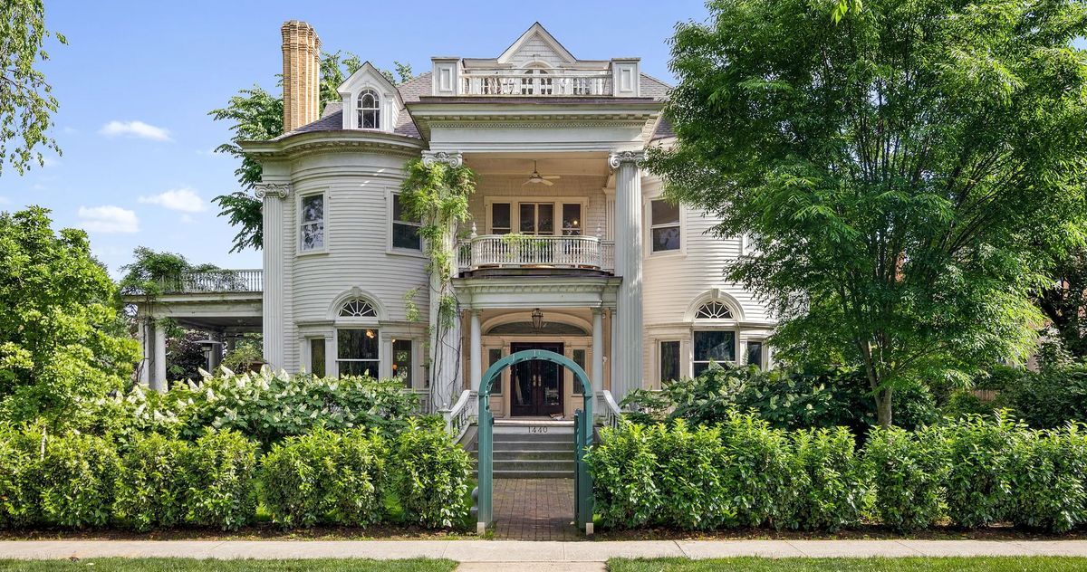 Jonathan Safran Foer’s Ditmas Mansion Is Now a Rental