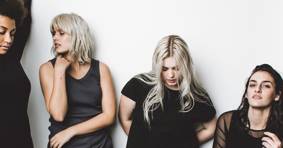 Universal Standard Makes It Easier for Curvy Women to Shop