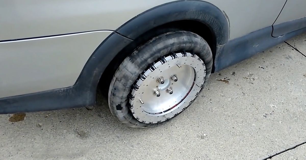 These Car Wheels Could Fix Your Parking Woes