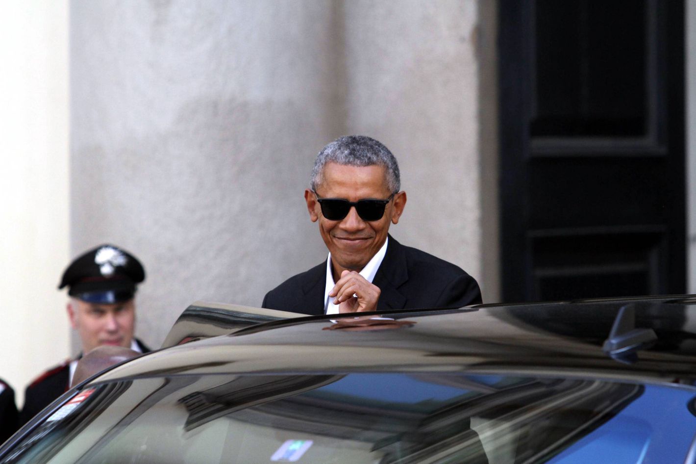 In His New Life, Obama Is a Street-Style Star