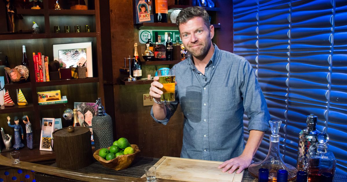 Dave Holmes Is Writing a Book