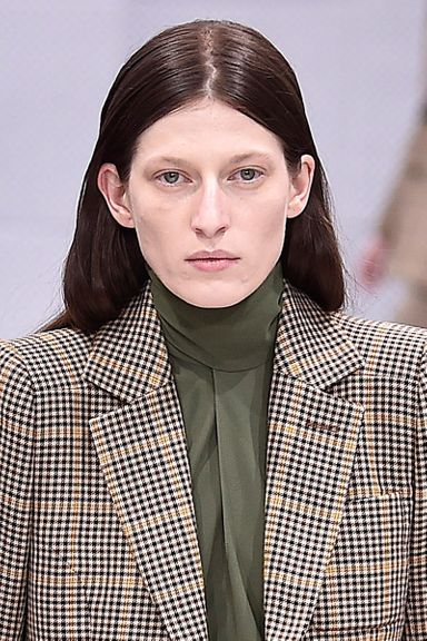 Meet the New ‘No Hairstyle’ Hairstyle