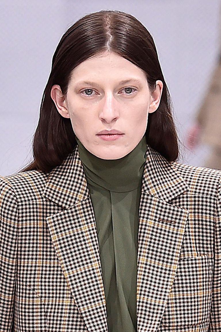 Meet the New ‘No Hairstyle’ Hairstyle