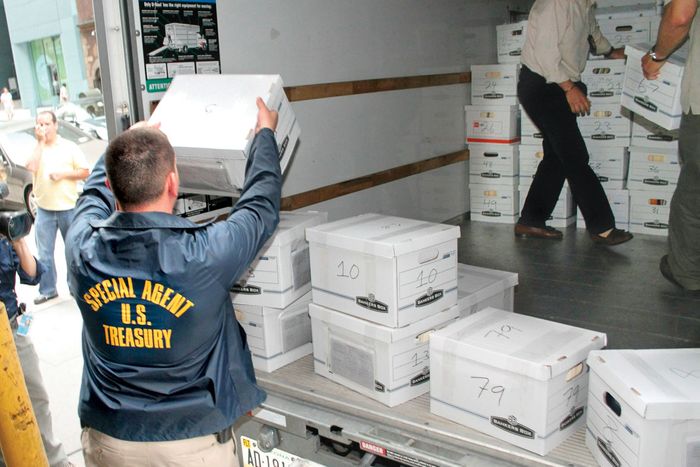 Why Ken Starr’s Wife Diane Passage Is a True Hustler